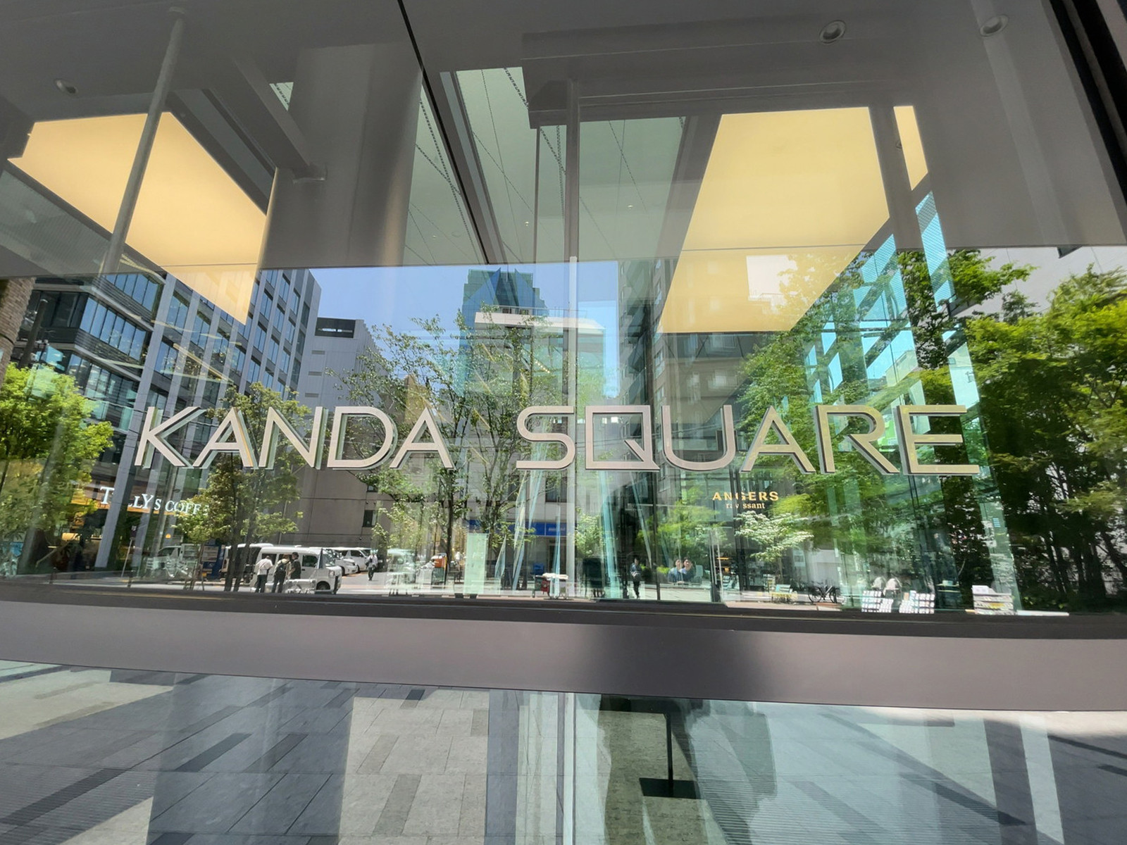 WeWork KANDA SQUARE 12階 292坪（淡路町駅徒歩6分、新御茶ノ水駅徒歩9分）のレンタルオフィス空室情報 | officee